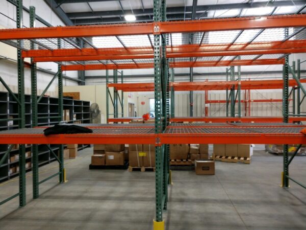 Husky Teardrop Uprights for Pallet Racking 16' High x 48'' Deep